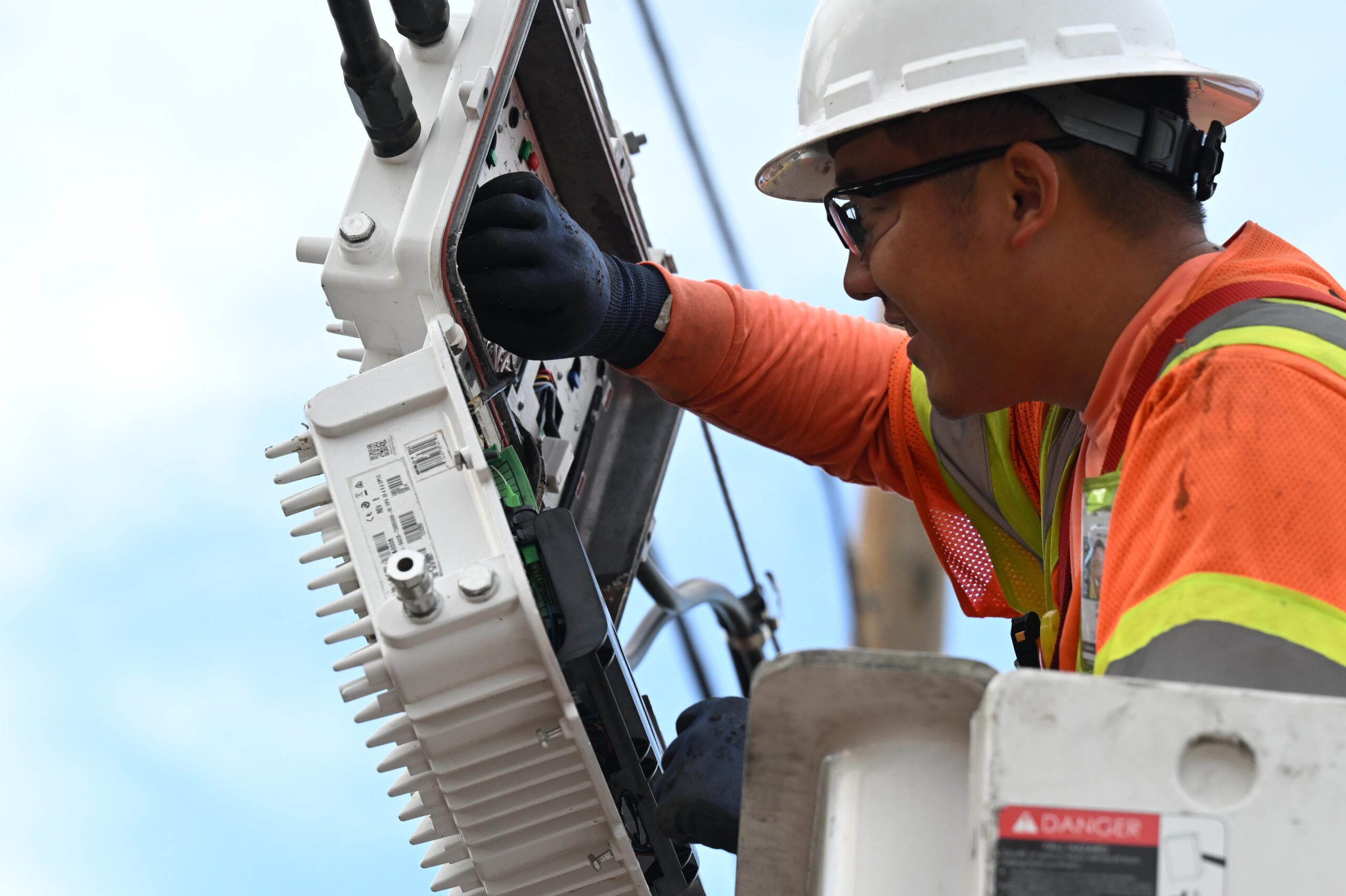 CableCom, LLC - Cable & Telecom Services